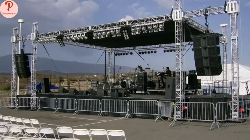 Loa Array là gì? Phân loại, ưu và nhược điểm của loa Array